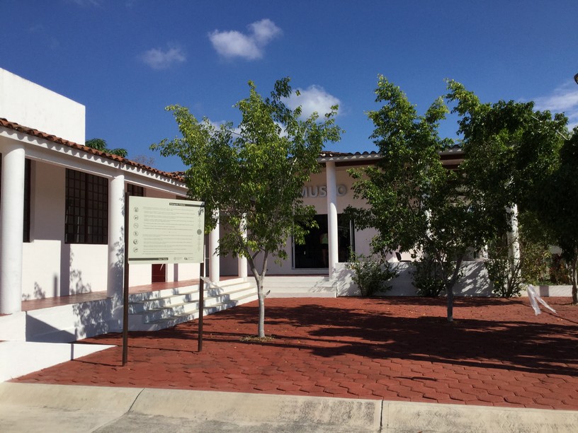 Checking out the Beaches and Archaeological Ruins around Ixtapa, Mexico ...